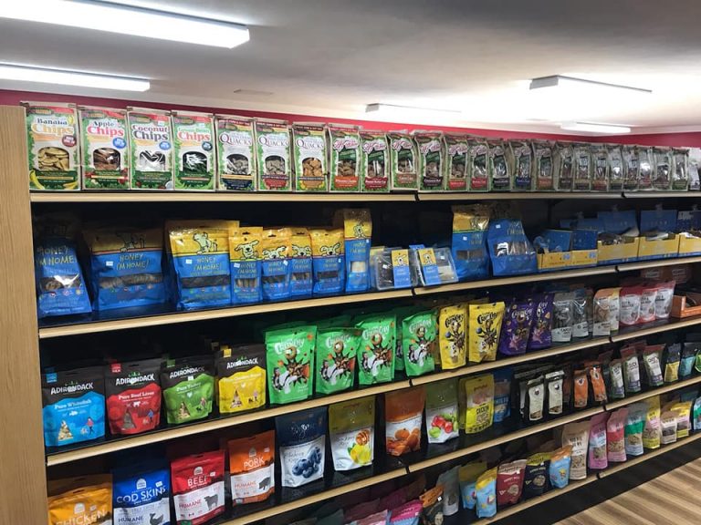 Pet Store gondola shelving achieves high-end shopping experience on a ...